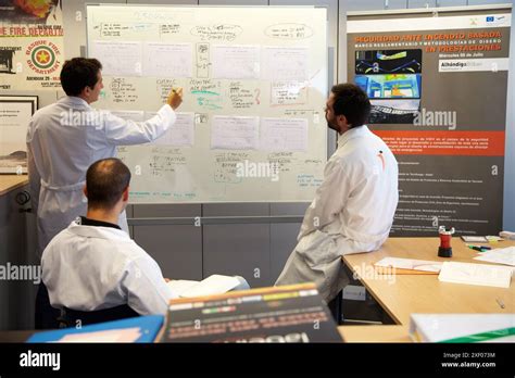 Fluid Dynamics Simulations Research Team In Building Fire Research On Building Materials