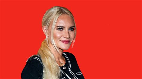 Thalia Pitzner Taber Strid Om 150000 Kroner Mod Ekskæreste Tv 2