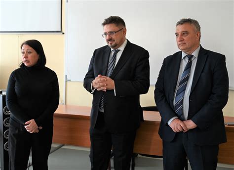 УНСС Генералният директор на БТА изнесе публична лекция пред студенти от катедра „Медии и