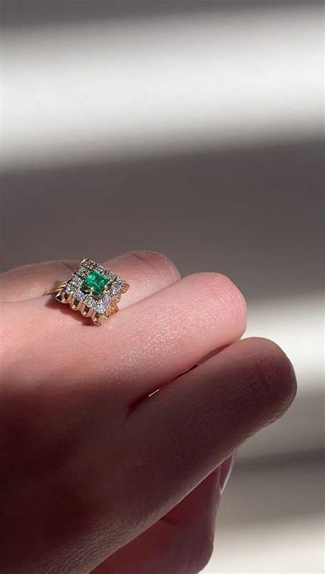 სვერდლოვის ბრილიანტის ბეჭედი ️ ძველი სვერდლოვის ქარხნის ბრილიანტის ბეჭედი ზურმუხტით ️ წონა 5