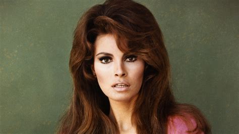 Raquel Welch Dead Legally Blonde Star Was 82