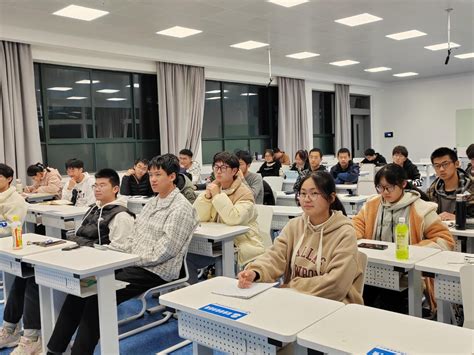 主题班会回首过去展望未来应化T2201班班委述职 暨期末成绩分析班会顺利召开 化学化工学院门户网站