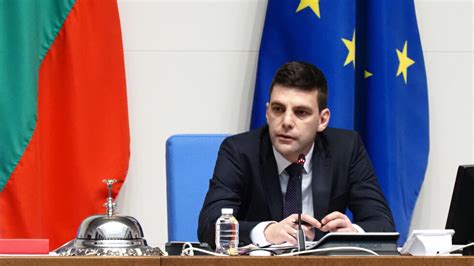 ОФИЦИАЛНО Никола Минчев оглавява листата на ПП за евроизборите Nova