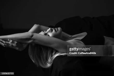 Perfect Female Body Photography Photos And Premium High Res Pictures