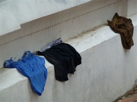 สนับสนุนให้ชายไทยตากกางเกงในโชว์เพื่อนบ้าน Bangkok