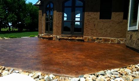 18 Inspiring Modern Concrete Patio Ideas For Your Homes