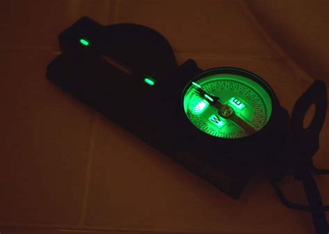 Cammenga Official Us Military Tritium Lensatic Compass Review