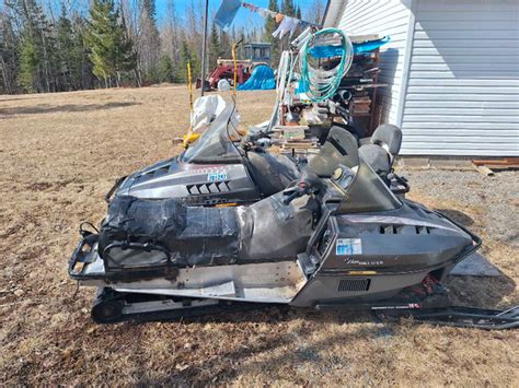 2 X 1990 Polaris Indy Trail Deluxe Snowmachines Snowmobiles Thunder Bay Kijiji