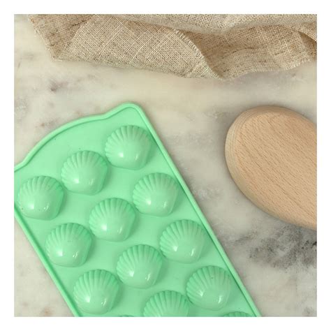 Whisk Shell Silicone Candy Mould 15 Wells Hobbycraft