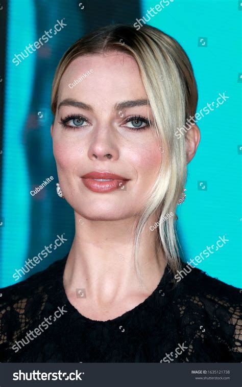 Margot Robbie 2020 10 Images Photos De Stock Objets 3d Et Images
