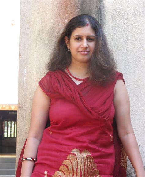 Aunties Gallery Tamil Mallu Aunty