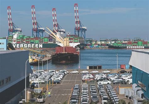 台經院10月製造業營業氣候測驗點 連五月下滑 要聞 工商時報