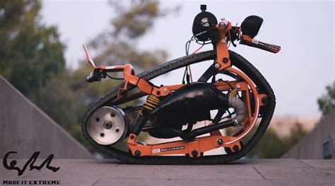 Мотоцикл с гусеничным моно-колесом | Mini motorbike, Diy go kart, Bike