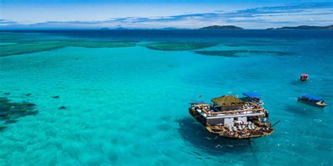 7 Must Visit Floating Bars Around The World