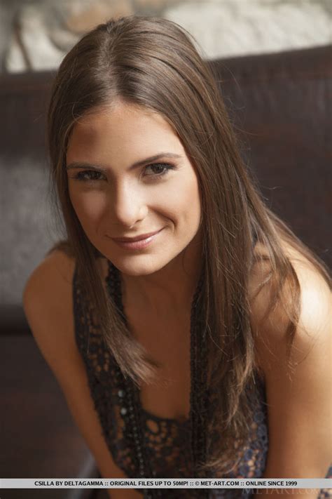 Leggy Babe With Barefeet Spreading Shaved Teen Vagina For Glamour