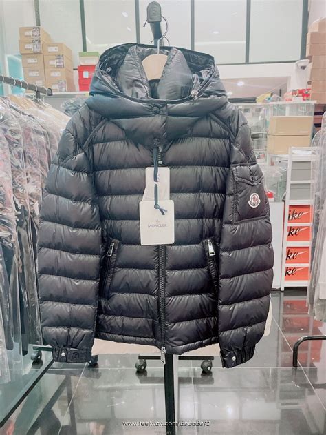 Moncler 다운 패딩 Moncler 몽클레어 Dalles 쇼트다운재킷 원래 명품은 필웨이 Feelway