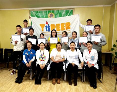 Үе тэнгийн сургагч багш нар гэрчилгээ гардан авлаа