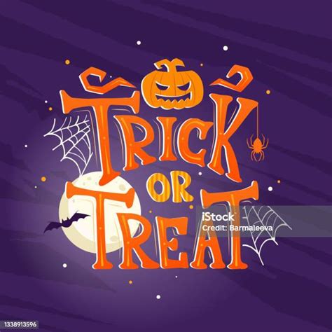 손으로 그린 할로윈 트릭 또는 치료 배경 손 글자와 장식 요소와 공포 할로윈 포스터 손으로 그린 서예가 있는 파티 초대장 카드