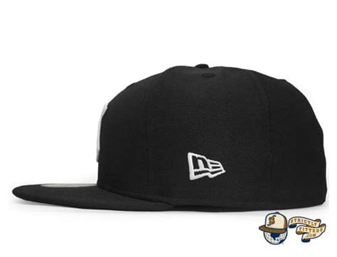 Tokyo Yakult Swallows 59fifty Fitted Cap By Amazingstore X New Era