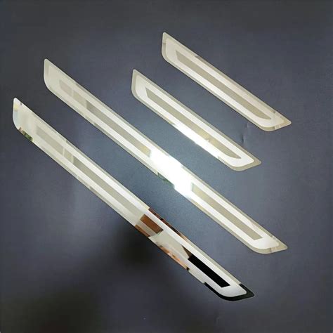 차량용 도어 씰 스커프 플레이트 가드 스티커 쉐보레 트랙스 2012 2019 트래커 홀든 스테인레스 문턱 킥 페달 액세서리