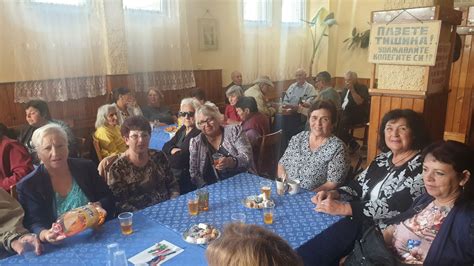 Кандидатът за кмет на Велинград от ГЕРБ д р Костадин Коев посети пенсионерските клубове в града