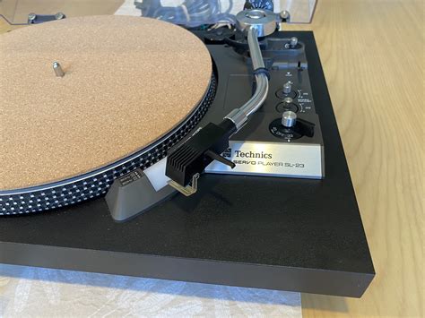 Technics SL 23 Black FG Servo Semi Auto Turntable Stereo Home Cinema Headphones Components