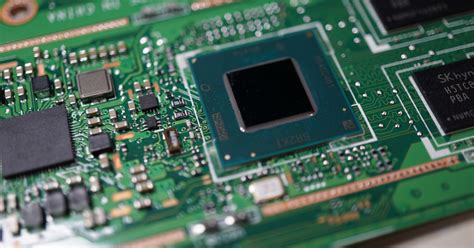keeping your pc cool a pro‘s guide to monitoring cpu and gpu