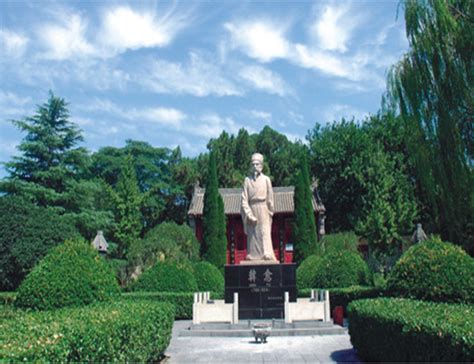 仙鹤纪念园 河南仙鹤纪念园 洛阳仙鹤纪念园 河南洛阳仙鹤纪念园墓型图片 价格 位置 91搜墓网