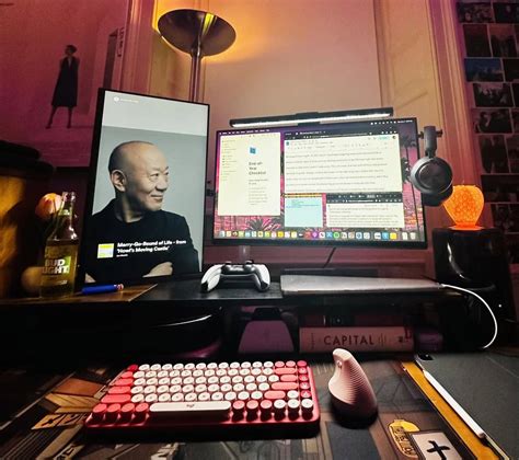 Ergonomic Mouse Means Comfort Logitech Mx Vertical Mouse Cult Of Mac