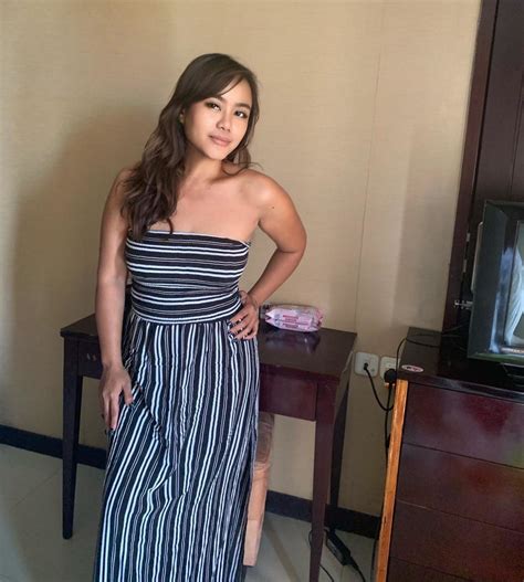 Dewi Ayu Indonesian Escort In Bali