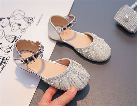 女童包头凉鞋春夏新款水钻珍珠凉鞋时尚软底公主鞋小女孩演出凉鞋 阿里巴巴