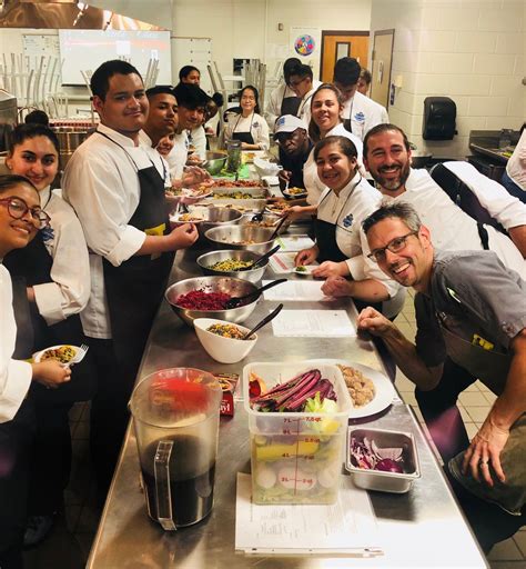 Aimee Michael Aimeewalthall Twitter