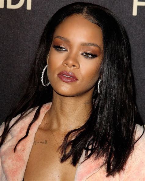 Rihanna Aka Badgalriri On Instagram Badgalriri 💓💓💓 Rihanna