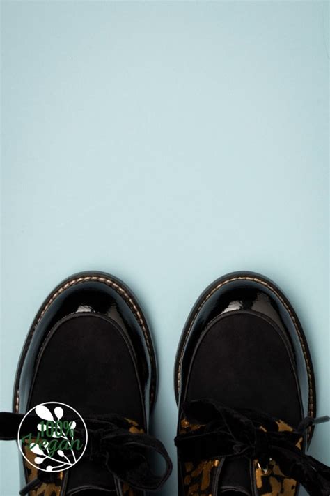 Ruby Shoo Emma Booties Années 40 En Noir Et Or
