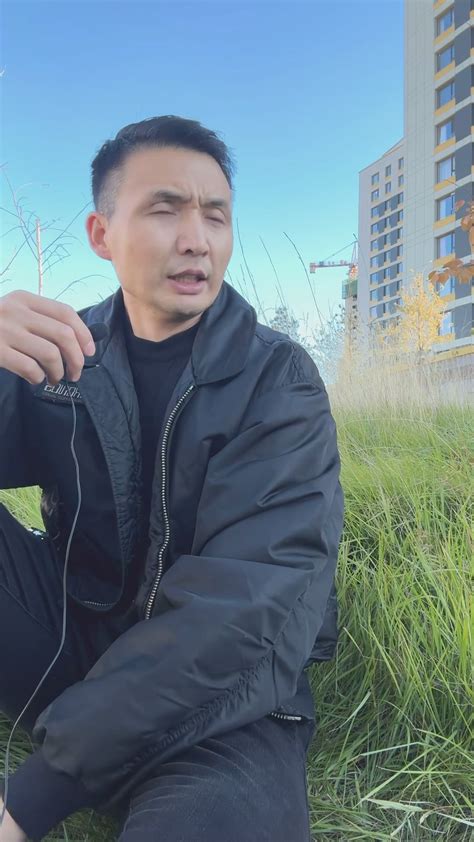 Хүүхэд бол “харах нүдний цөцгий хайрлах зүрхний тольт хавтгай ясны тасархай” билээ