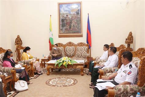 ပြည်ထောင်စုဝန်ကြီး ဦးခင်ရီ ကုလသမဂ္ဂဒုက္ခသည်များဆိုင်ရာ မဟာမင်းကြီးရုံး Unhcr ၏ မြန်မာနိုင