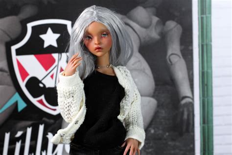 Amy Caramel Lillycat Independent Dollmaker