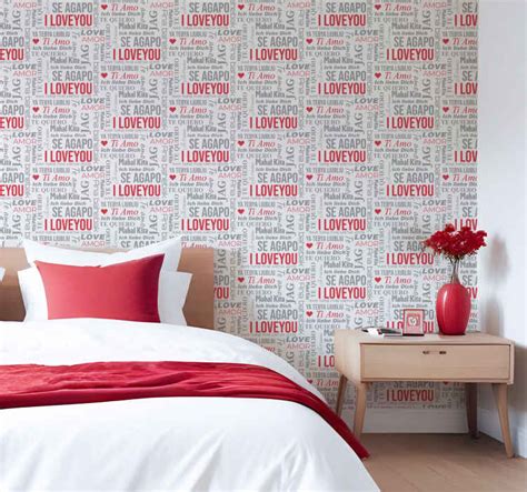 문자가 새겨진 벽지 I Love You