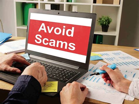 The TOP 3 WAYS TO RECOGNIZE AND AVOID PHISHING SCAMS Investigation Plus