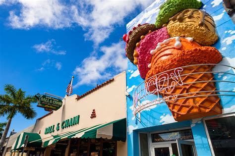Little Havana Miami Neighborhood Guide
