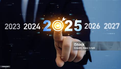 성공 연도 2025회사의 사업 계획 20252025 년 사업 성공 및 성취까지의 발전에서 성장 차트를 감동시키는 사업가 비즈니스의 새로운 계획 목표 목표 및 비전 12월에