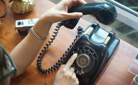 Rotary Dial Phones Do They Still Work Tech With Tech