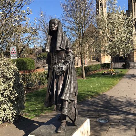 Queen Bertha Statue O Que Saber Antes De Ir Atualizado 2026