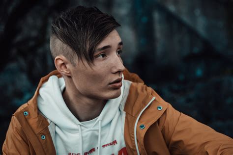 Music Finland Isac Elliot A Veteran At Seventeen