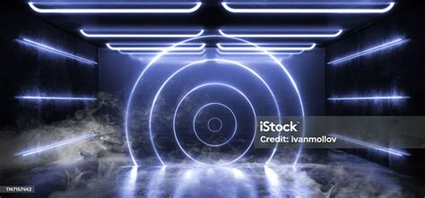 연기 공상 과학 소설 원형 네온 미래 지향적 인 파란 찬 클럽 무대 방 홀 쇼 활기찬 가상 현실 레이저 빔 Led 조명 빛나는 반사 어두운 발광 형광 성 외계인 우주선 3d