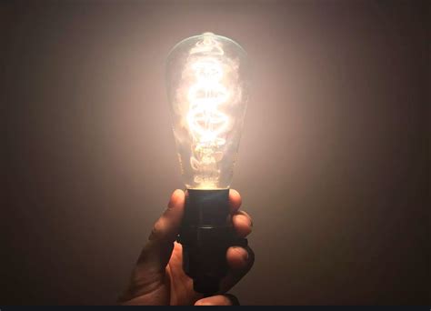 Can I Replace Incandescent Bulbs With LED TACHYON Light