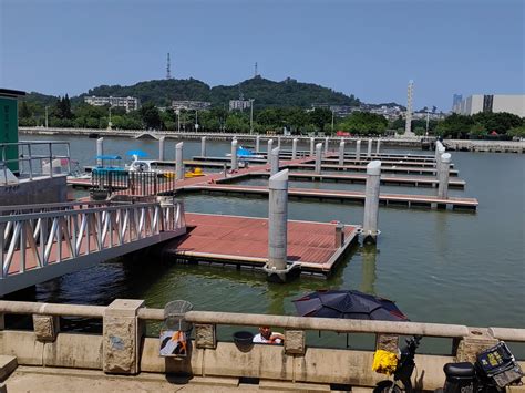 Marine Grade 6061 T6 Aluminum Gangway Floating Dock With Handrail For