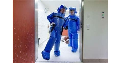 Излекуваха британец от ебола лечението е продължило 10 дни