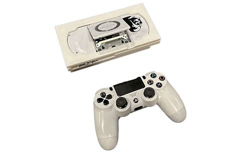 20년 전 플레이스테이션 포터블을 개조한 플레이스테이션 콘솔 등장 Techg