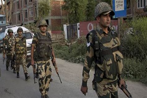 Pakistani Smuggler Killed Another Caught Near Indo Pak Border The
